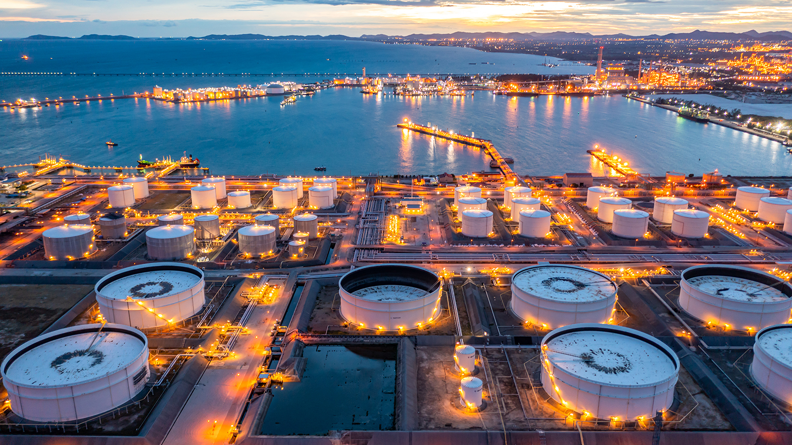 Fluxus – Oil, Gas & Energy